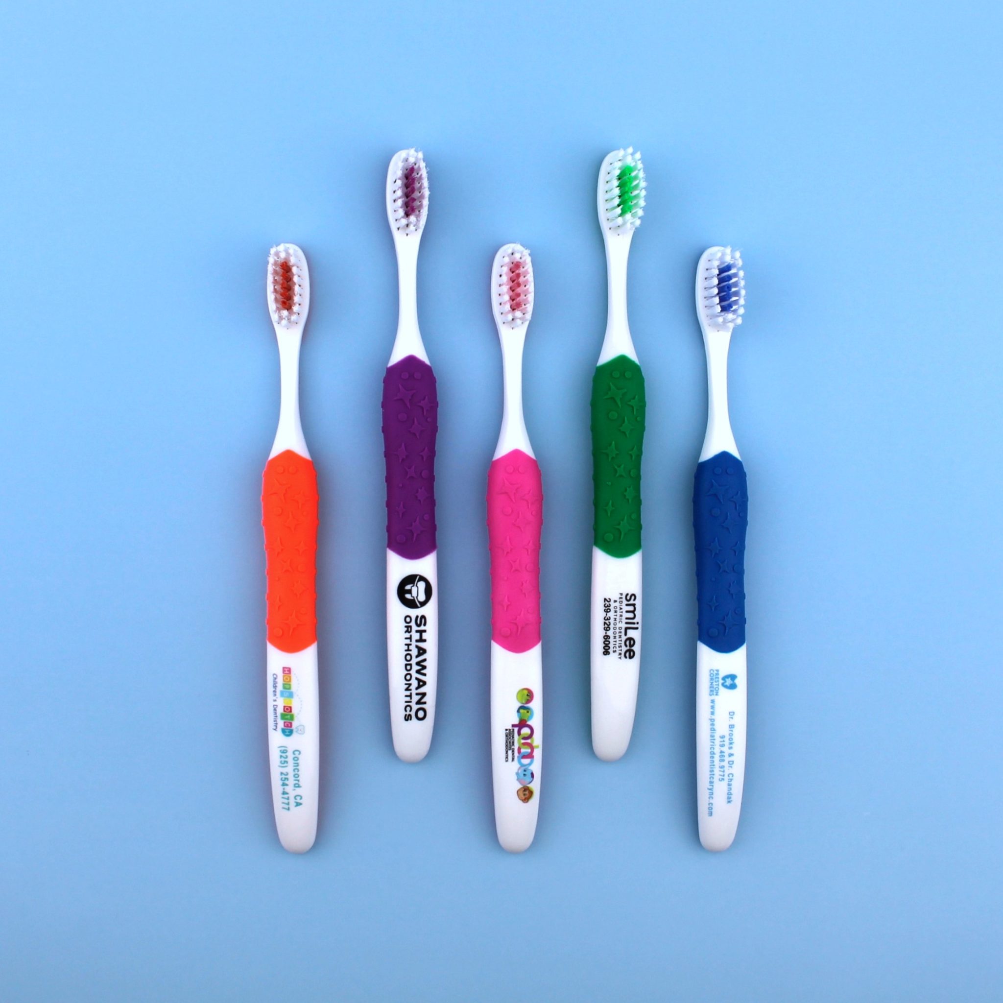 Personalized toothbrushes & dental hygiene in bulk
